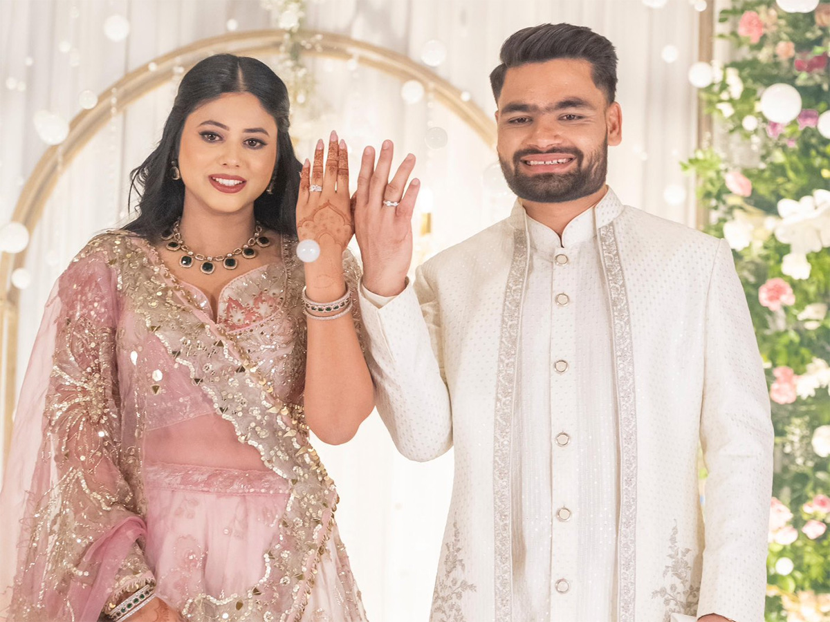 ఎంపీతో క్రికెటర్‌ రింకూ సింగ్‌ ఎంగేజ్‌మెంట్‌.. ప్రముఖుల సందడి (ఫొటోలు) | Cricketer Rinku Singh ...